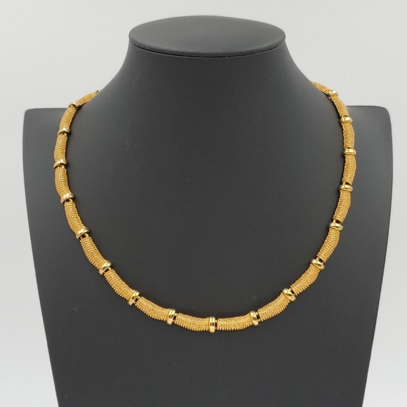 Avon | Jewelry | Avon Gold Tone Textured Link Necklace | Poshmark